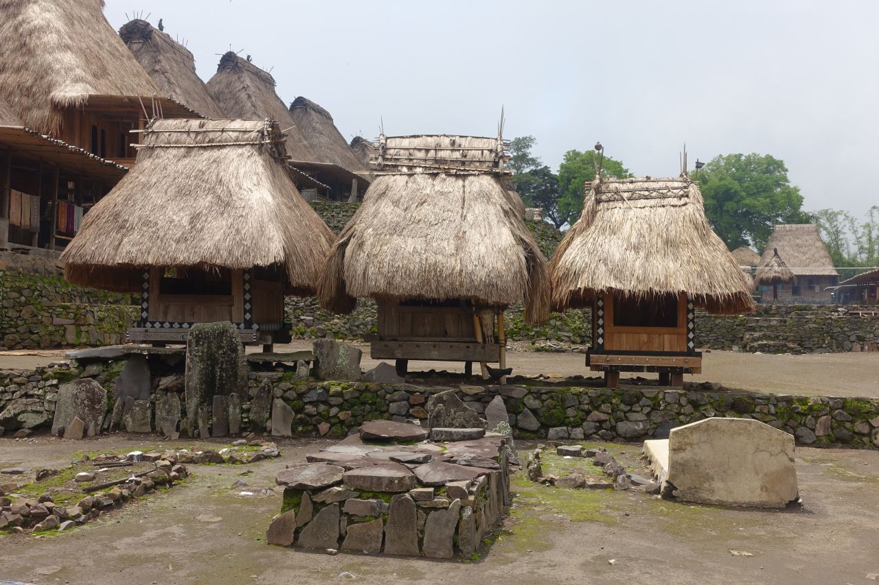 Thorsten Bachner – Die traditionellen Dörfer der Ngada bei Bajawa